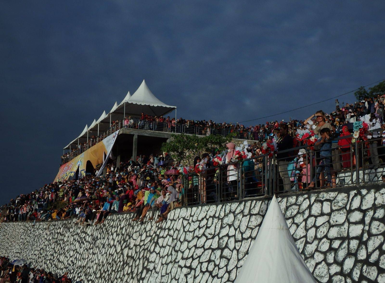 Festival yang Hilang di Takawa | DomainPublik.id