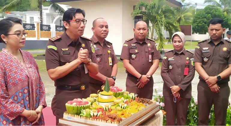 Syukuran HBA ke-65 di Kejari Buton: Sederhana, Penuh Makna, Sarat ...